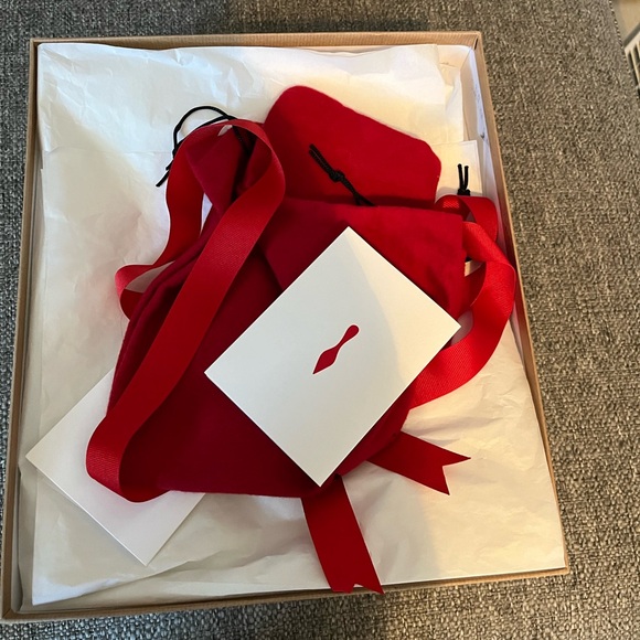 Christian Louboutin | Shoes | Christian Louboutin Black Patent Round ...